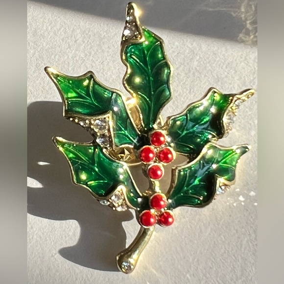 Heidi Daus | Jewelry | Heidi Daus Vintage Christmas Holly Sprig In ...